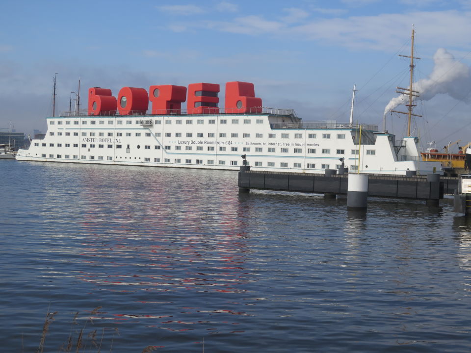 "Außenansicht" Hotelschiff Amstel Botel (Amsterdam) • HolidayCheck ...