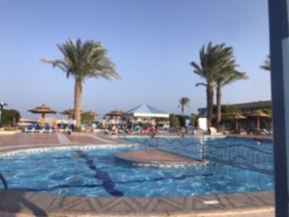 "Pool" Aladdin Beach Resort (Hurghada) • HolidayCheck (Hurghada/Safaga ...