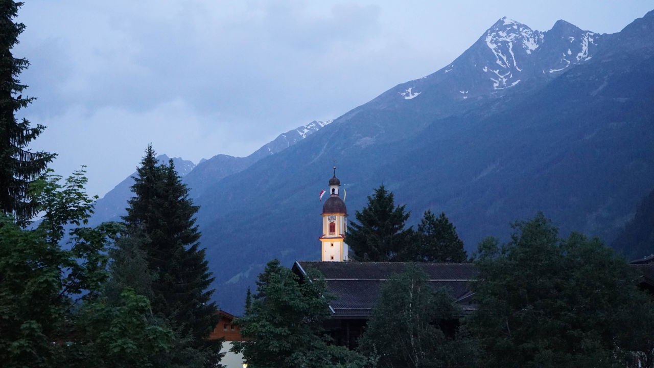 "Kirche von Neustift" Sporthotel Neustift (Neustift im Stubaital ...