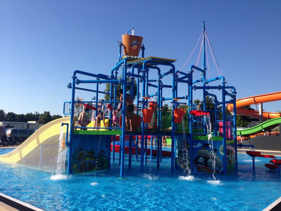 "AQUAPARK - raj dla dzieci" Holiday Camping Resort (Lazy/Łazy ...
