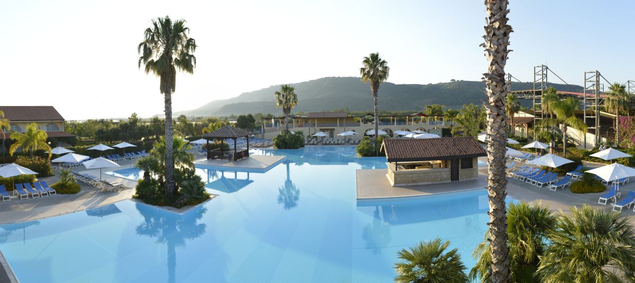 "Pool" TUI MAGIC LIFE Calabria (Pizzo Calabro) • HolidayCheck ...