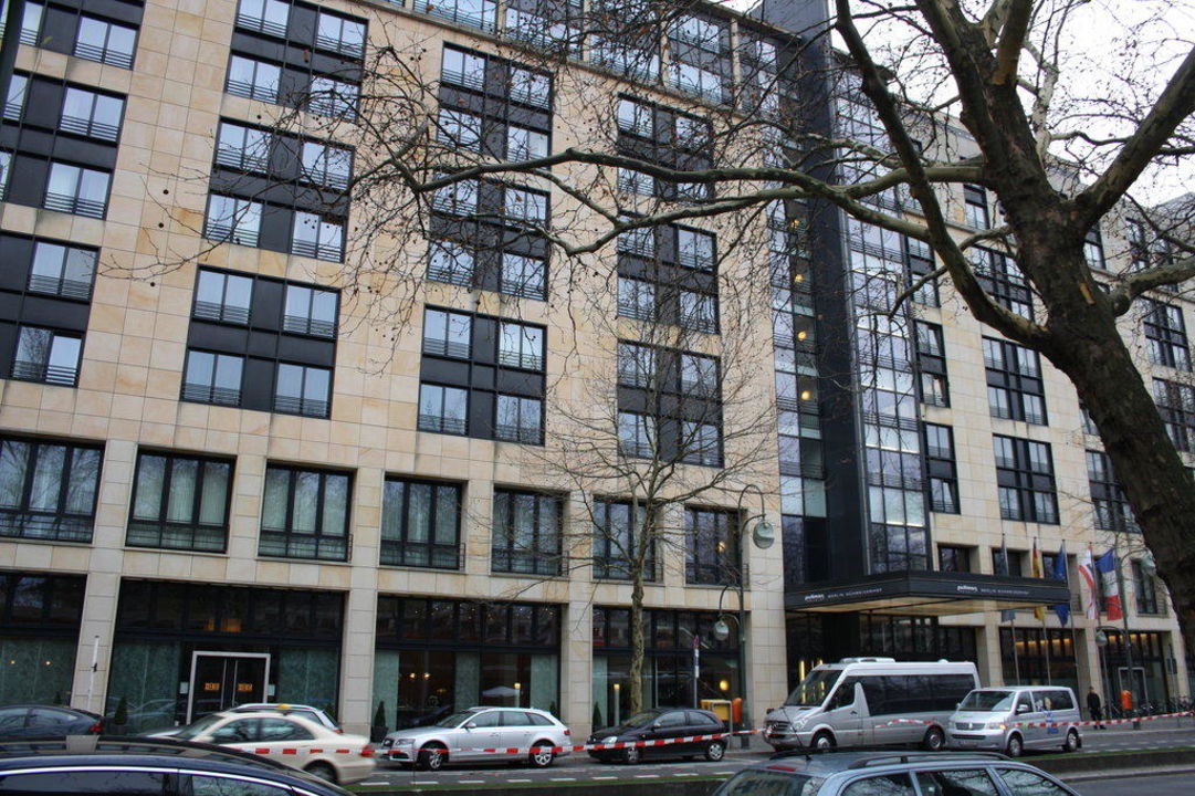 "Außenansicht" Hotel Pullman Berlin Schweizerhof (Berlin-Mitte ...