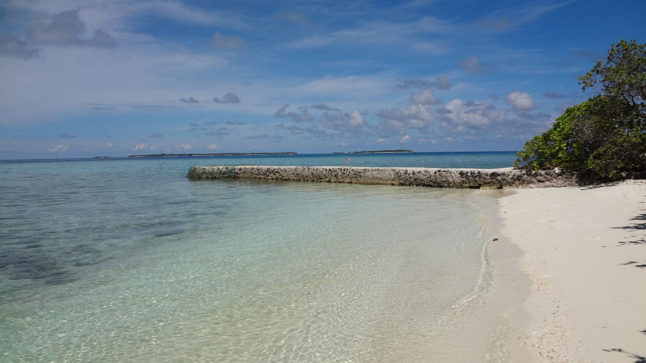 "Strand" Makunudu Island (Gaafaru) • HolidayCheck (Kaafu Atoll | Malediven)