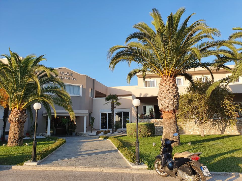 "Außenansicht" Hotel Esperia (Marmari) • HolidayCheck (Kos | Griechenland)