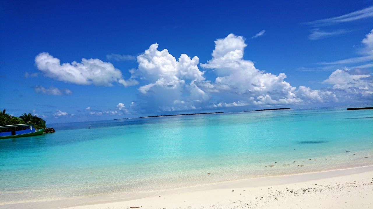 "Strand" Makunudu Island (Gaafaru) • HolidayCheck (Kaafu Atoll | Malediven)