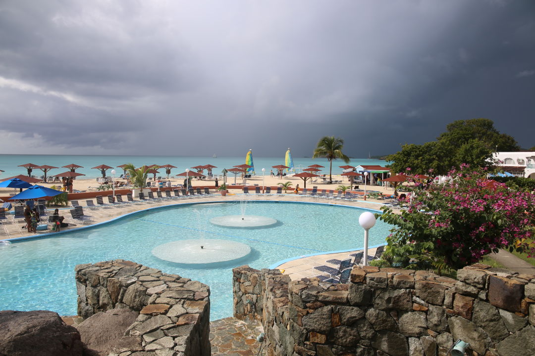 "Pool" Jolly Beach Resort (Jolly Harbour) • HolidayCheck (Antigua ...