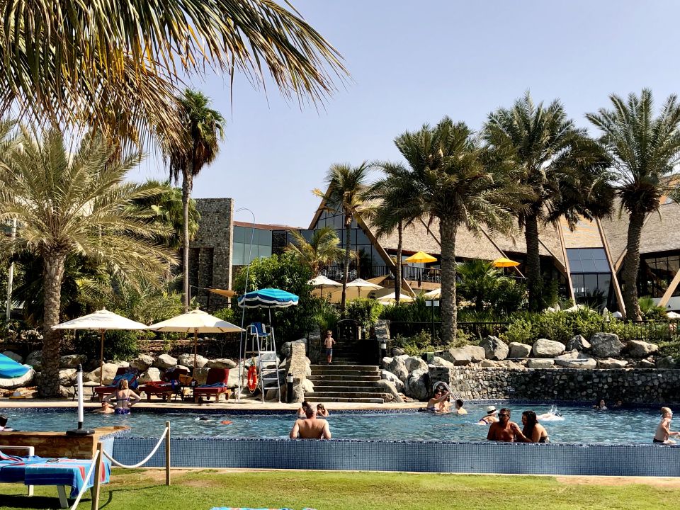 "Pool" JA Beach Hotel (Dubai) • HolidayCheck (Dubai | Vereinigte ...
