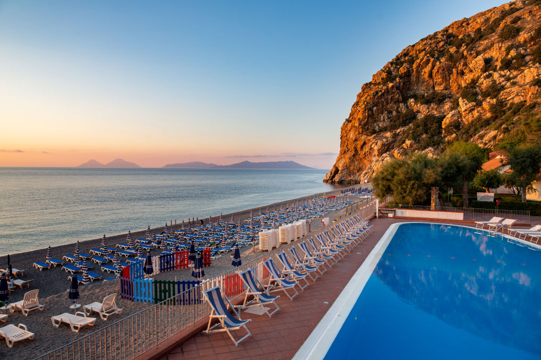 "Außenansicht" TH Gioiosa Marea - Capo Calavà Village (Gioiosa Marea ...