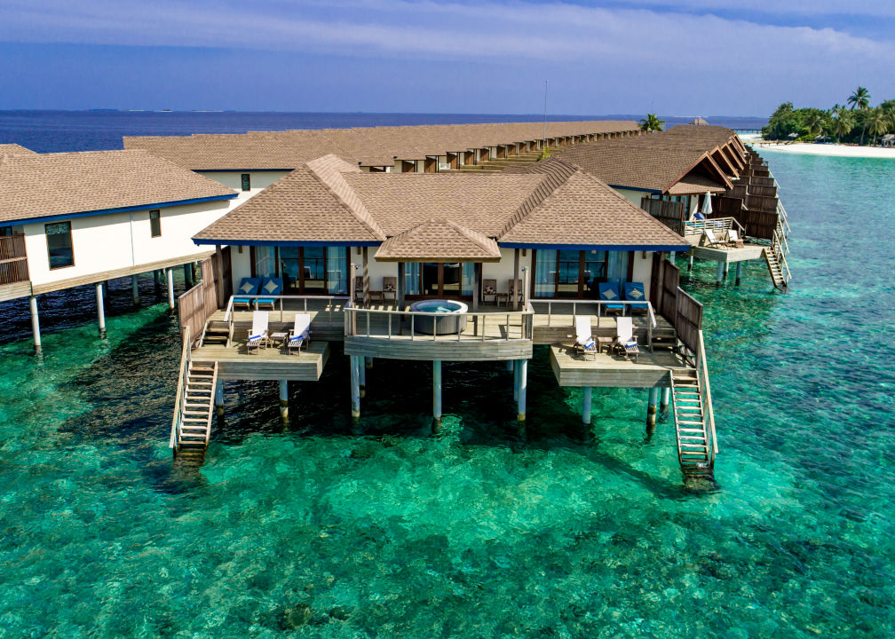 "Außenansicht" Reethi Faru Resort (Ugoofaaru) • HolidayCheck (Raa Atoll ...