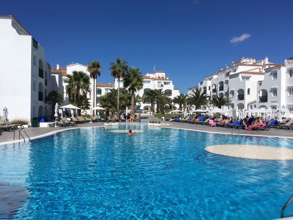 "Pool" Carema Beach Menorca (Cala'n Bosch) • HolidayCheck (Menorca ...