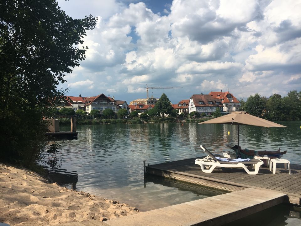 "Ausblick" Seehotel Niedernberg (Niedernberg) • HolidayCheck (Bayern ...