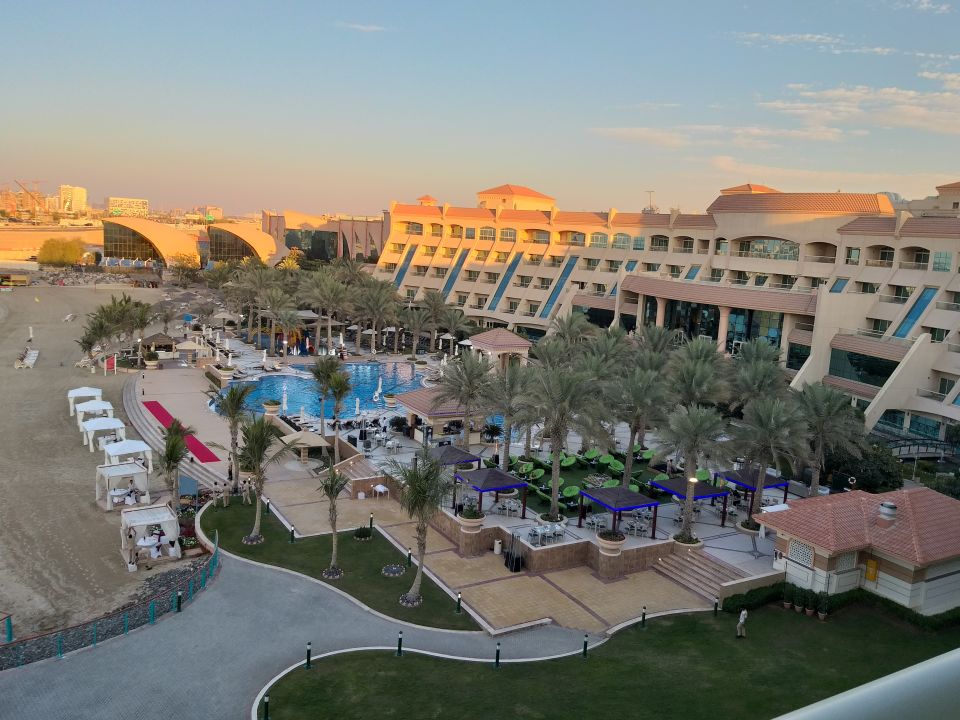 "Ausblick" Hotel Al Raha Beach (Abu Dhabi) • HolidayCheck (Abu Dhabi ...