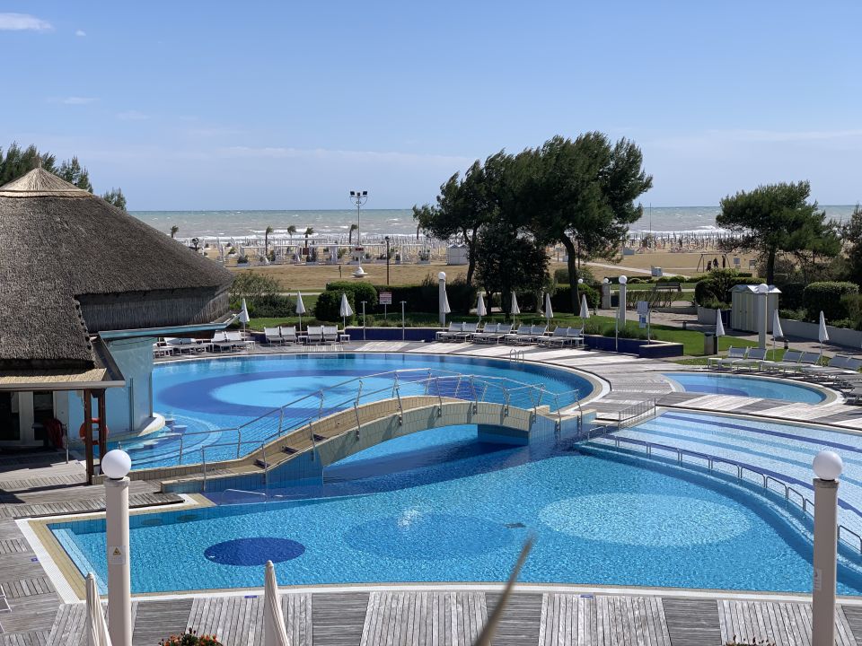 "Pool" Savoy Beach Hotel & Thermal Spa (Bibione) • HolidayCheck ...