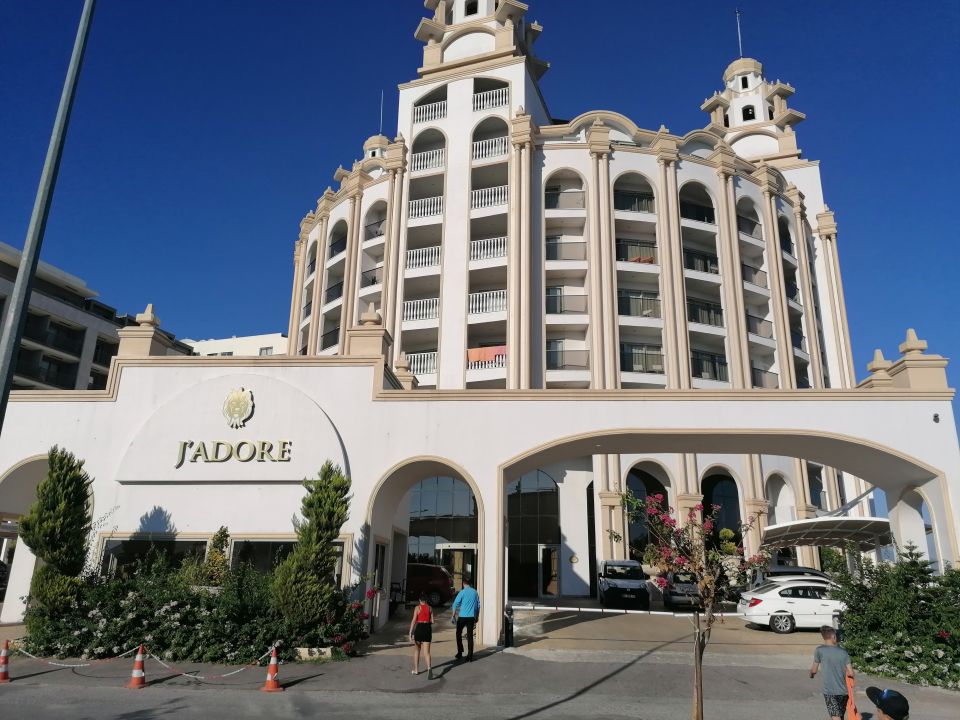 "Außenansicht" J'adore Deluxe Hotel & Spa (Side - Titreyengöl ...