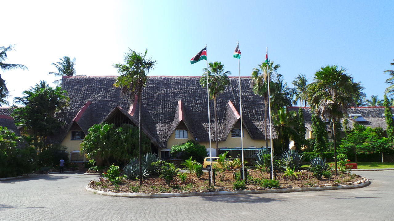 "Außenansicht" Bahari Beach Hotel (Mombasa) • HolidayCheck (Provinz ...