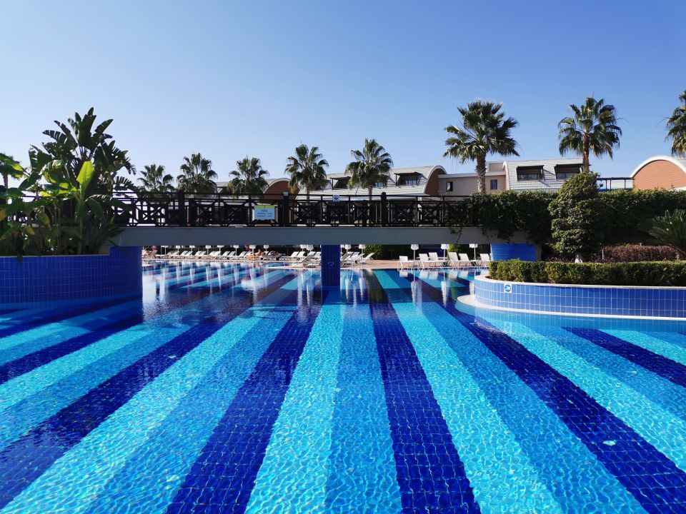 "Pool" TUI MAGIC LIFE Jacaranda (Side - Gündogdu) • HolidayCheck ...