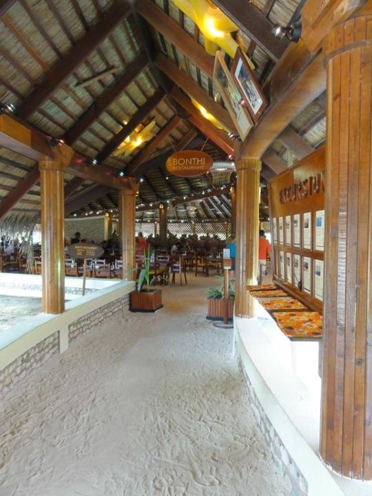 "Bonthi Restaurant Eingang Kuredu" Kuredu Island Resort & Spa ...