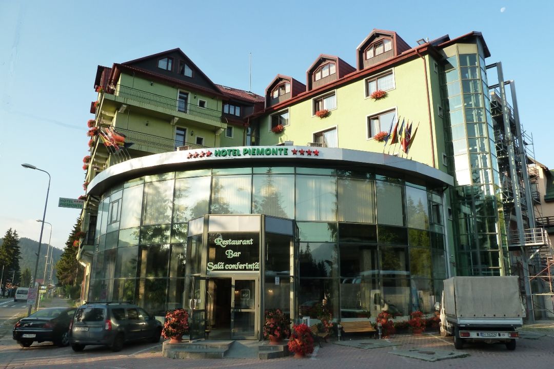 "Außenansicht" Hotel Piemonte (Predeal) • HolidayCheck (Siebenbürgen ...
