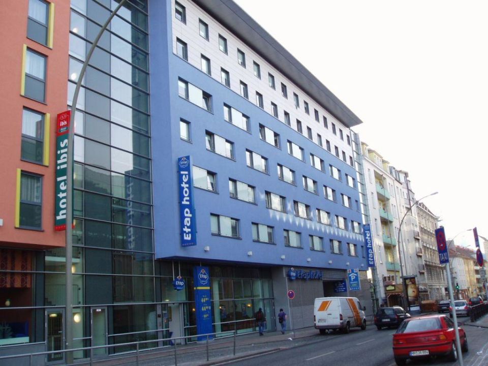 "Blick aufs ETAP Hotel St. Pauli" ibis budget Hotel Hamburg St. Pauli ...