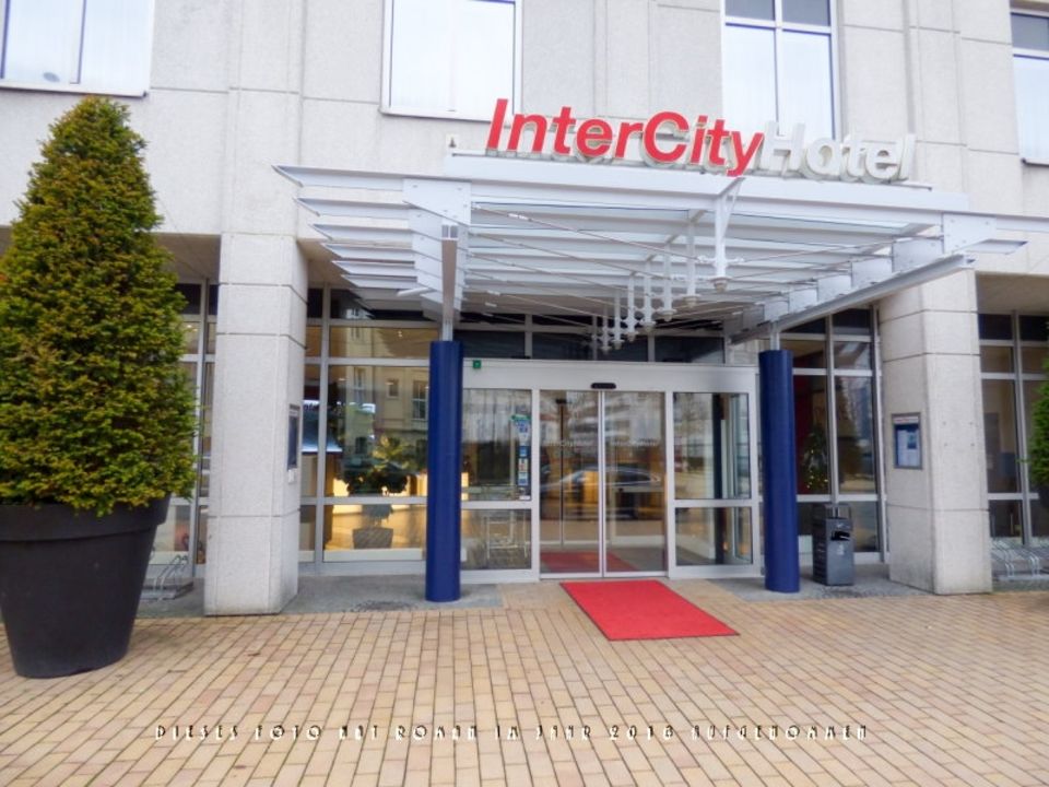 "Außenansicht" IntercityHotel Rostock (Rostock) • HolidayCheck ...