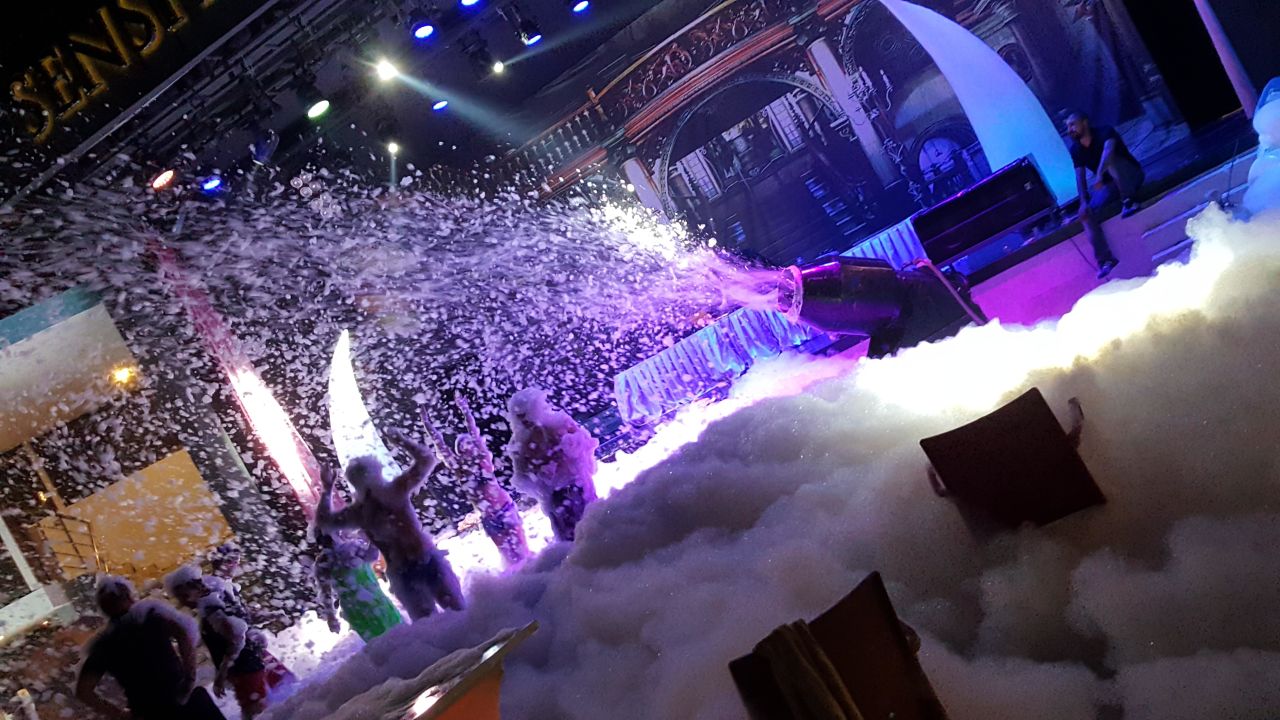 "Schaumparty " Sensitive Premium Resort & Spa (Belek - Bogazkent ...