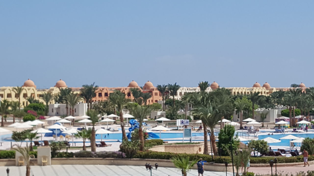 "Pool" Pharaoh Azur Resort (Hurghada) • HolidayCheck (Hurghada/Safaga ...