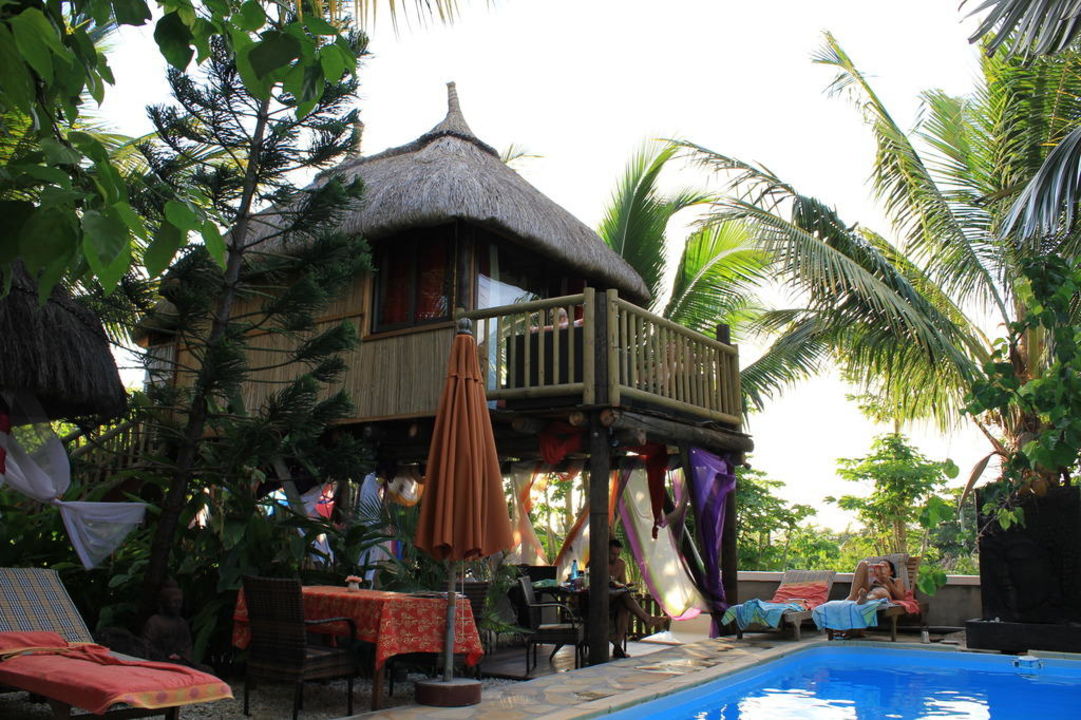 "The new Treehouse" Villa Seewoo (La Gaulette) • HolidayCheck ...