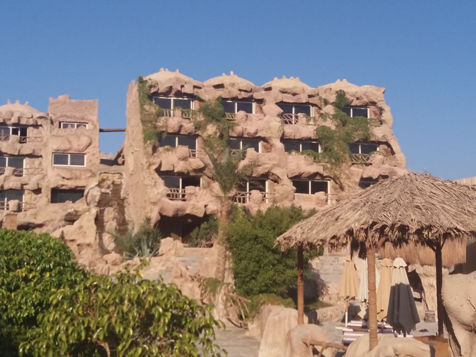 "Außenansicht" Hotel Caves Beach Resort (Hurghada) • HolidayCheck ...