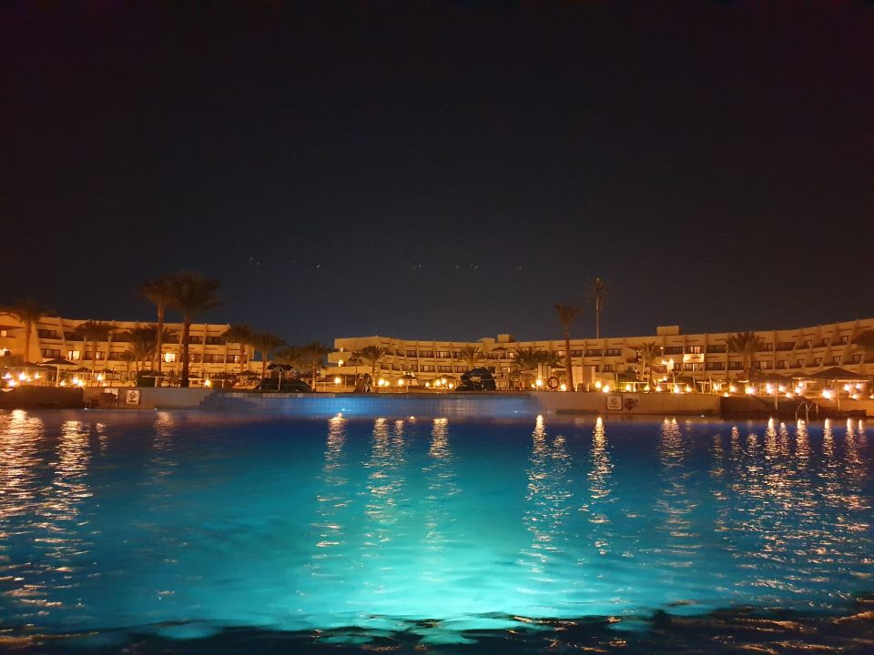 "Pool" Pharaoh Azur Resort (Hurghada) • HolidayCheck (Hurghada/Safaga ...
