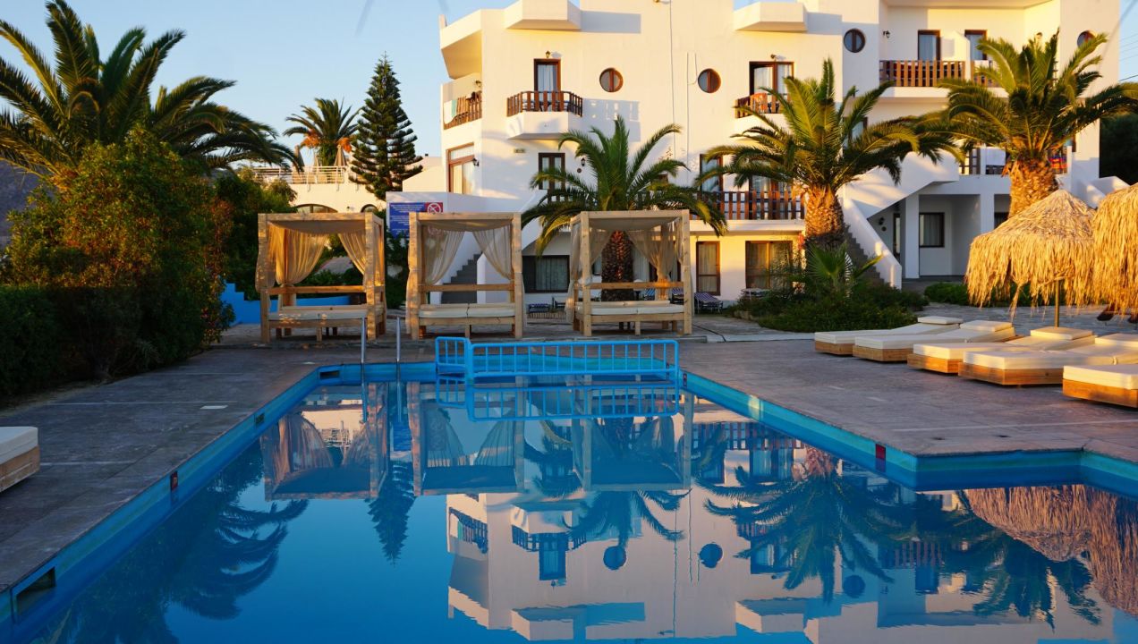 "Pool" Hersonissos Village Hotel & Bungalows (Anissaras) • HolidayCheck ...