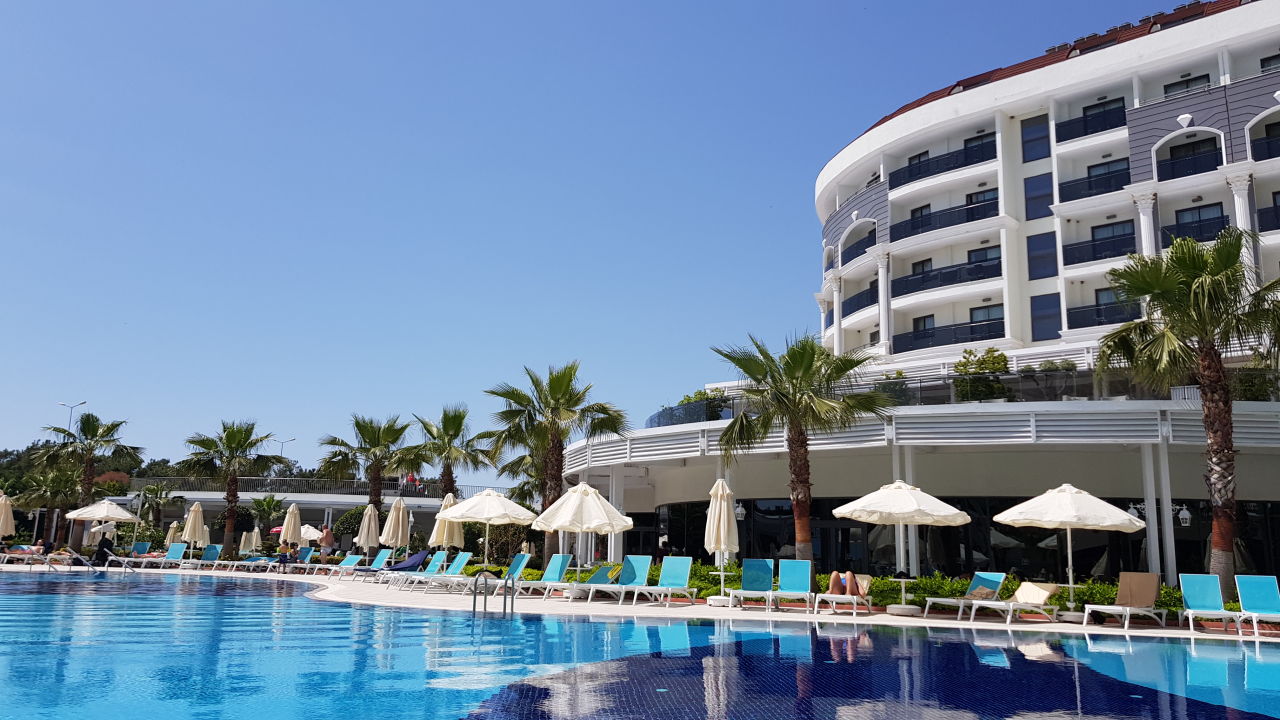 "Pool" Diamond Premium Hotel & Spa (Side - Titreyengöl) • HolidayCheck ...