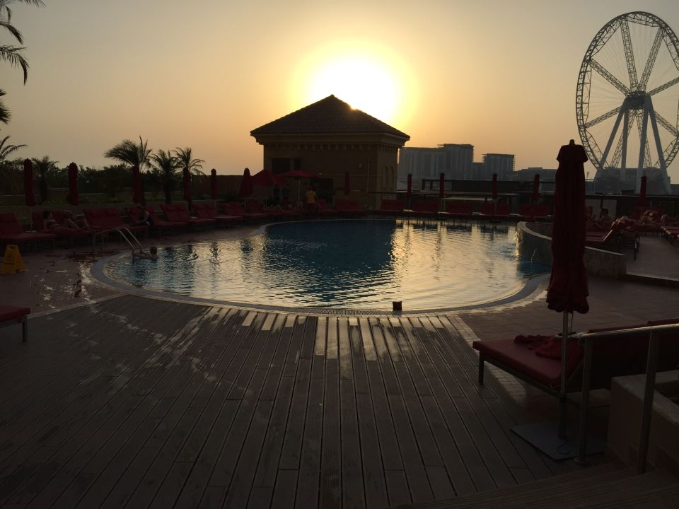 "Pool" Amwaj Rotana Jumeirah Beach Residence (Dubai) • HolidayCheck ...