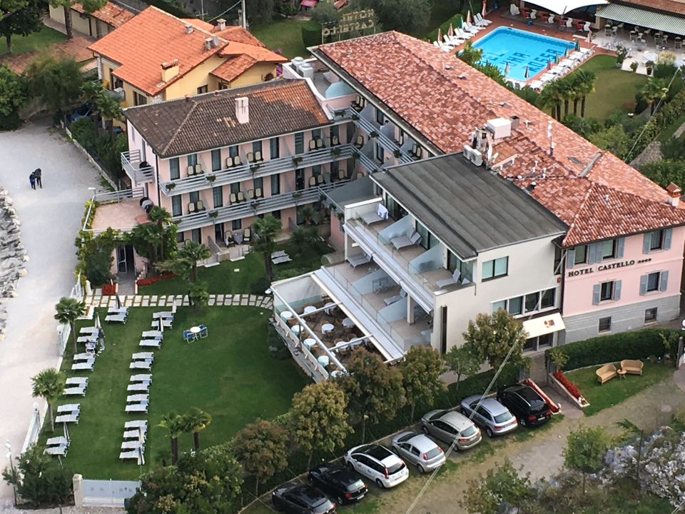 "Außenansicht" Hotel Castello Lake Front (Malcesine) • HolidayCheck ...