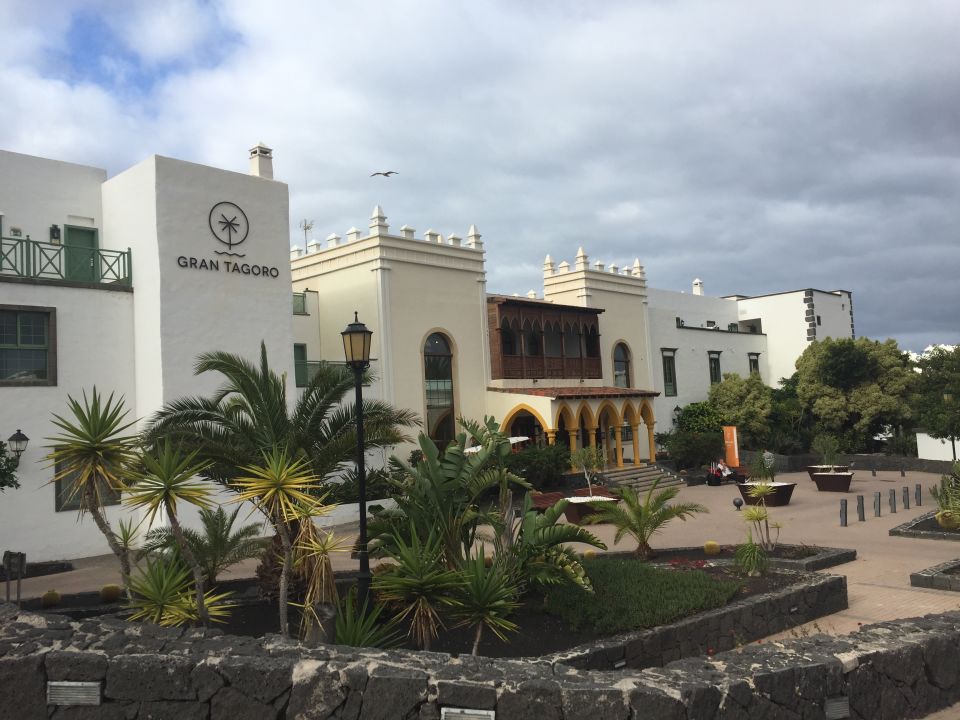 "Außenansicht" Gran Castillo Tagoro Family & Fun Playa Blanca (Playa ...