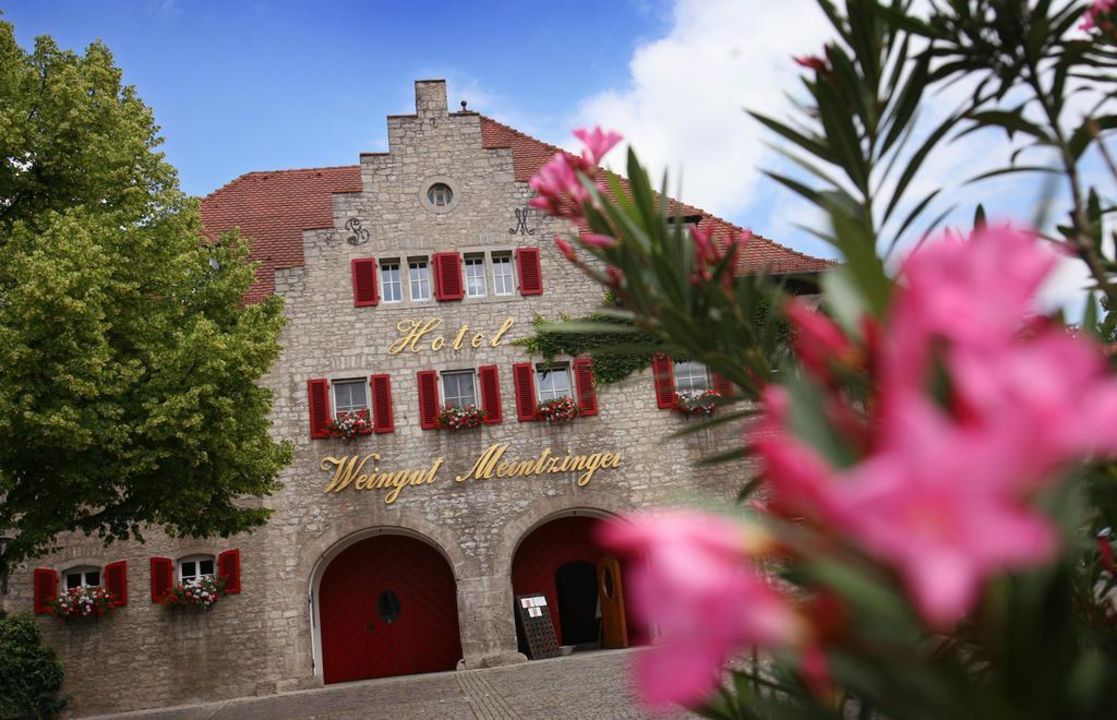 "Hotel / Weingut Meintzinger" Hotel Meintzinger (Frickenhausen am Main ...