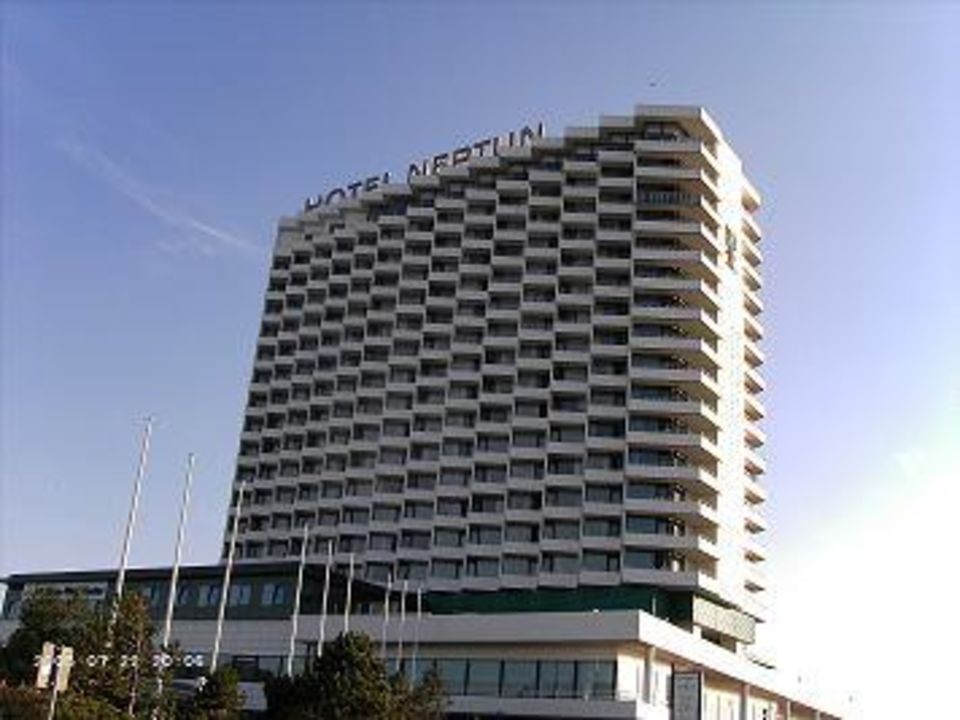 "Hotel Neptun" Hotel Neptun (Rostock -Warnemünde) • HolidayCheck ...