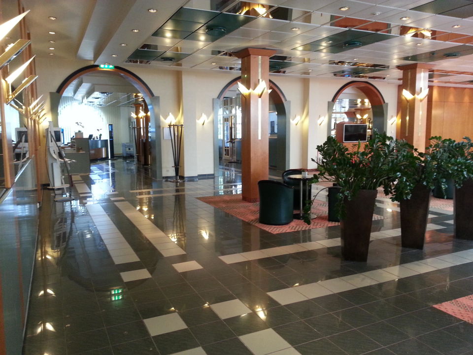 "Lobby" Victor’s Residenz-Hotel Gera (Gera) • HolidayCheck (Thüringen ...