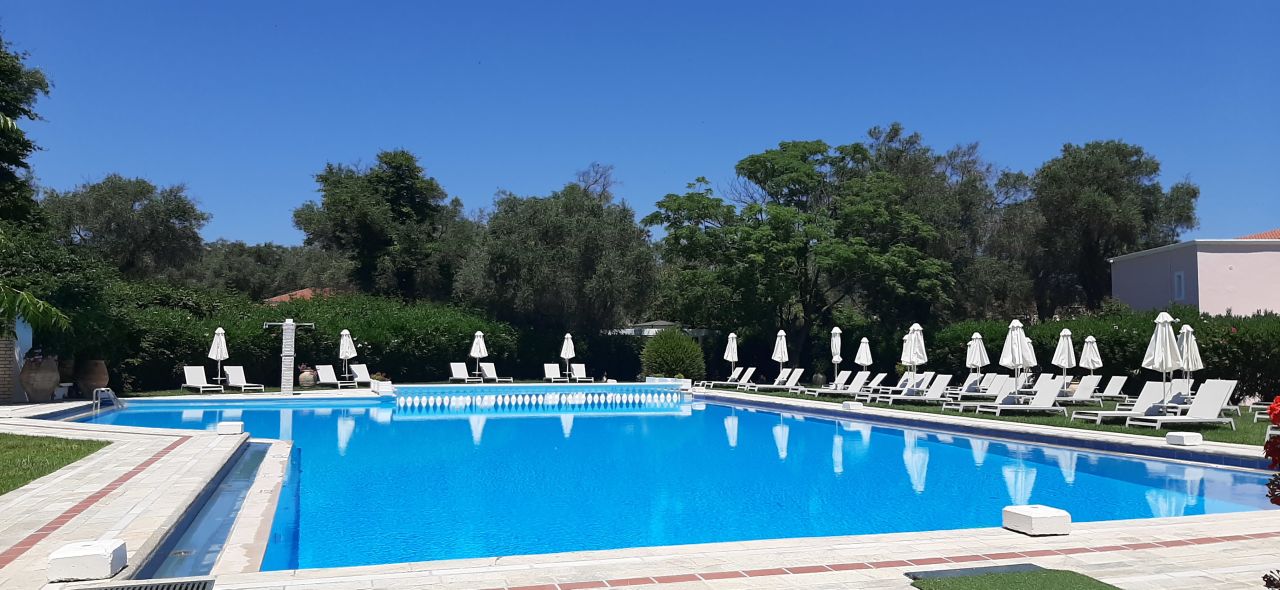 "Pool" SENTIDO Apollo Palace (Messonghi) • HolidayCheck (Korfu ...