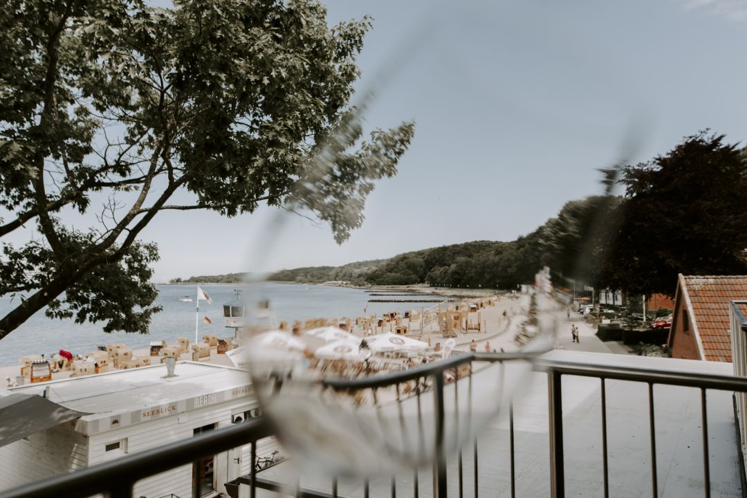 "Ausblick" StrandHotel Seeblick (Heikendorf) • HolidayCheck (Schleswig ...