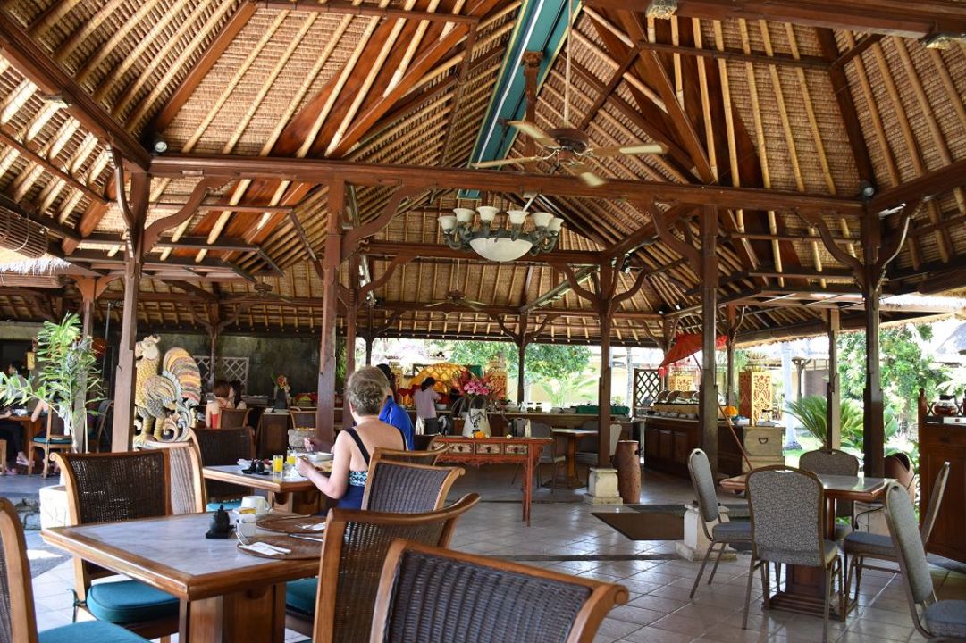 "Restaurant" Puri Bagus Lovina (Lovina) • HolidayCheck (Bali | Indonesien)