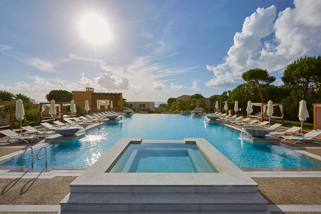 "Westin Pool" The Westin Resort Costa Navarino (Romanos) • HolidayCheck ...