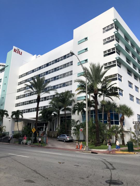 "Außenansicht" Hotel Riu Plaza Miami Beach (Miami Beach) • HolidayCheck ...