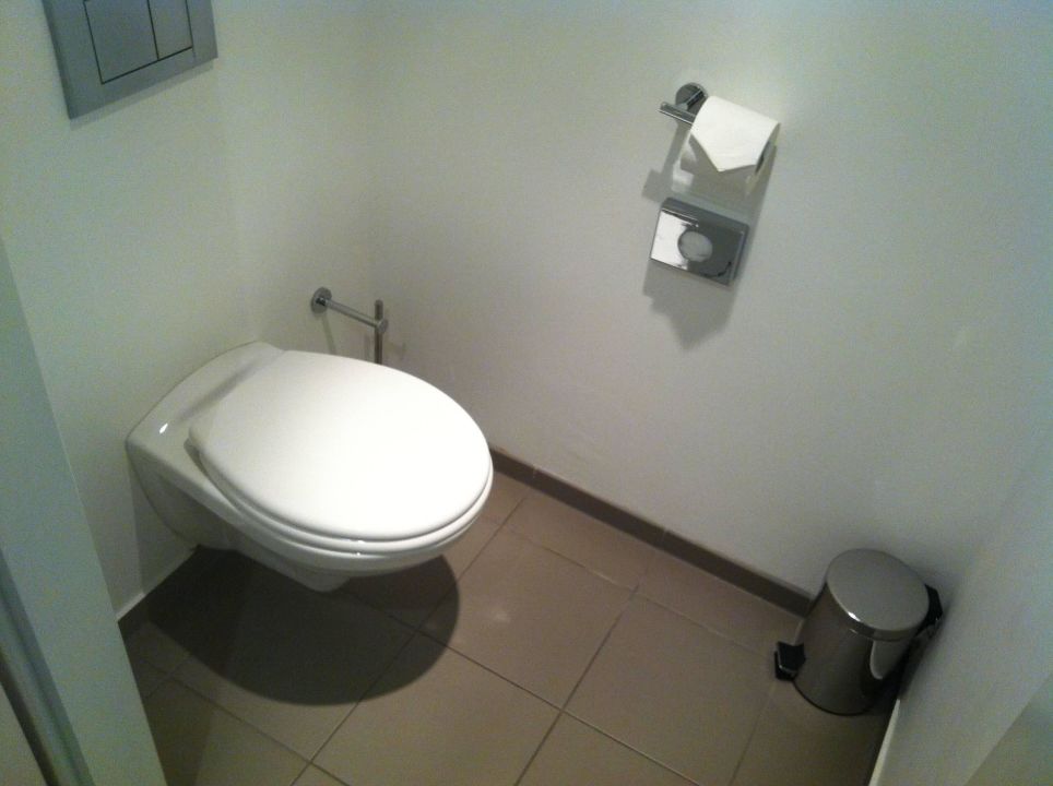 "WC" Hotel Roomz Graz (Graz) • HolidayCheck (Steiermark | Österreich)