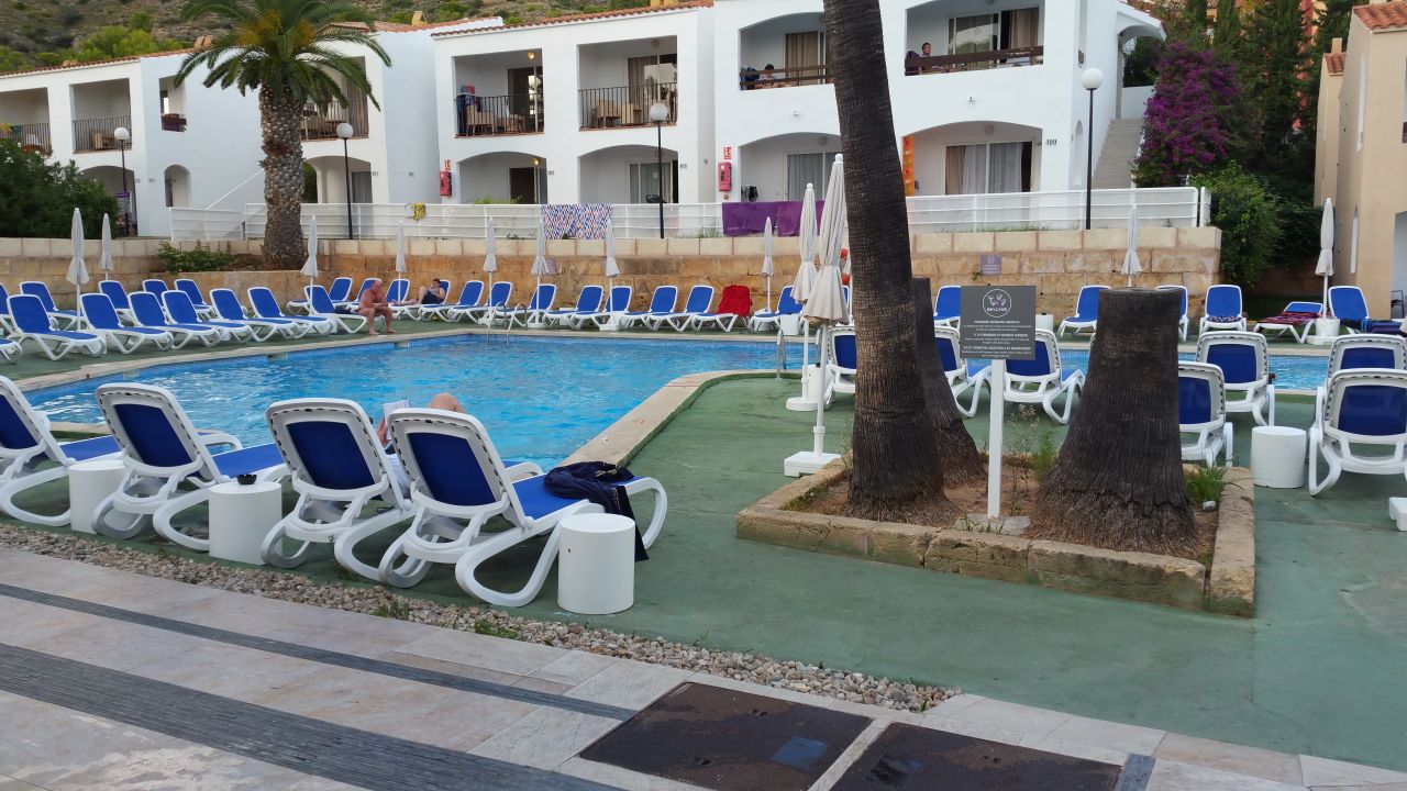 "Pool" FERGUS Club Europa (Peguera) • HolidayCheck (Mallorca | Spanien)