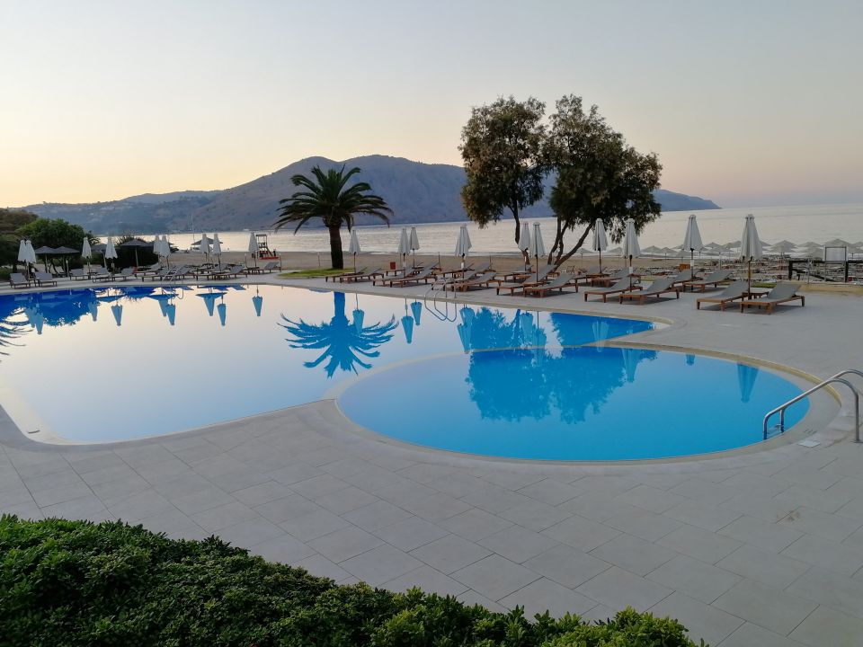 "Pool" Pilot Beach Resort (Georgioupolis) • HolidayCheck (Kreta ...