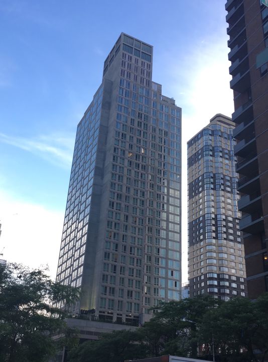 "Außenansicht" The Pod Hotel Times Square (New York - Manhattan ...