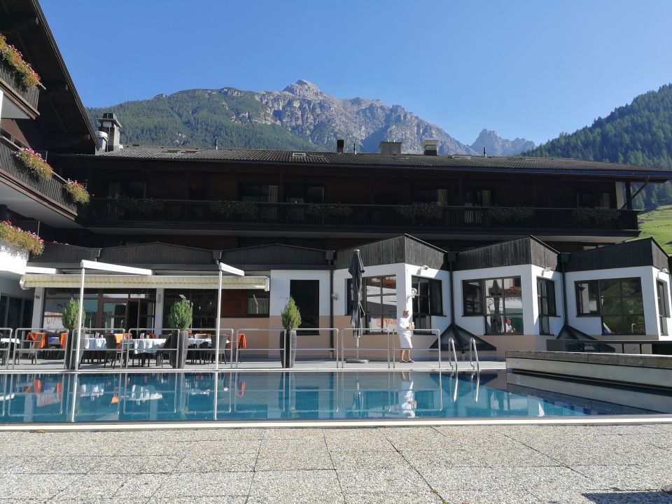 "Außenansicht" Hotel Happy Stubai (Neustift im Stubaital ...