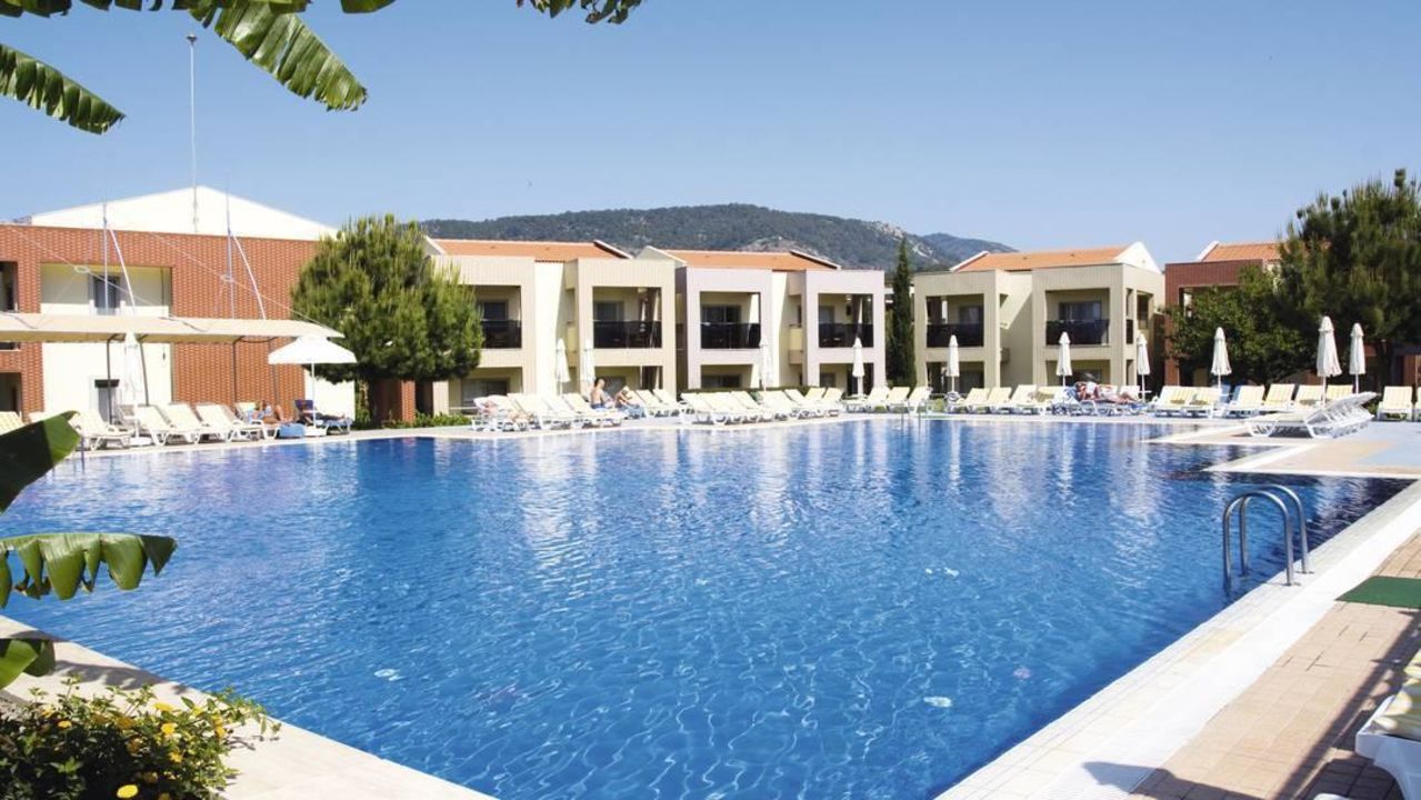 "Relax Pool" TUI BLUE Tropical (Sarigerme) • HolidayCheck (Türkische ...