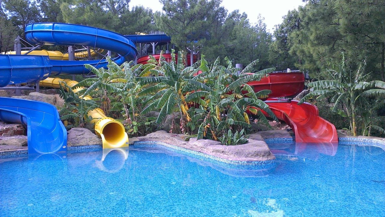 "Tolle Rutschen für die Kinder und Erwachsenen" Bodrum Park Resort ...