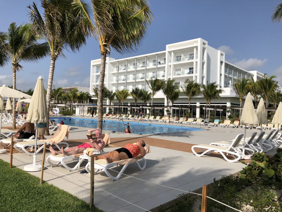 "Pool" Hotel Riu Dunamar (Punta Sam) • HolidayCheck (Quintana Roo | Mexiko)